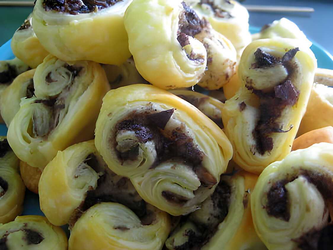 Recette de Mini palmiers à la tapenade d'olives noires
