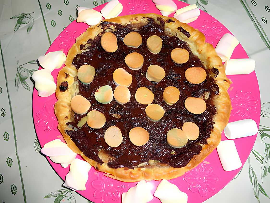 Recette de PIZZA CREME DE MARRON BANANE CHOCOLAT CHAMALLOW DE NICOLASE