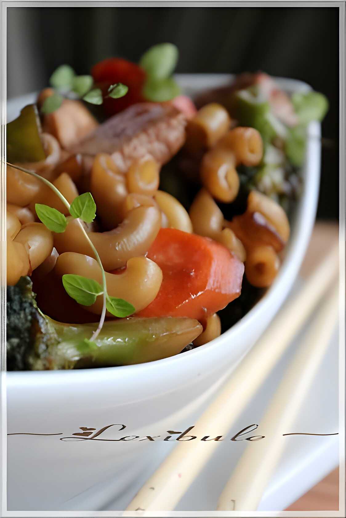 Recette de ~Macaroni au poulet façon Lo Mein~