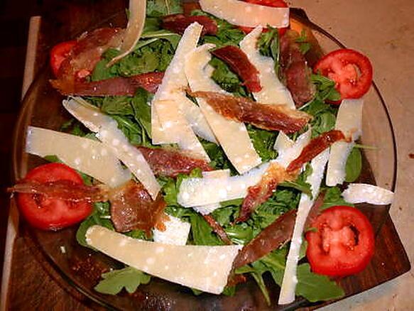 Recette de Roquette chiffonade de jambon et parmesan