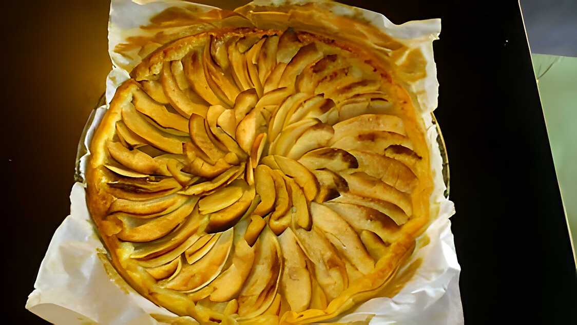 Recette de TARTE aux pommes simple fait par Loulou
