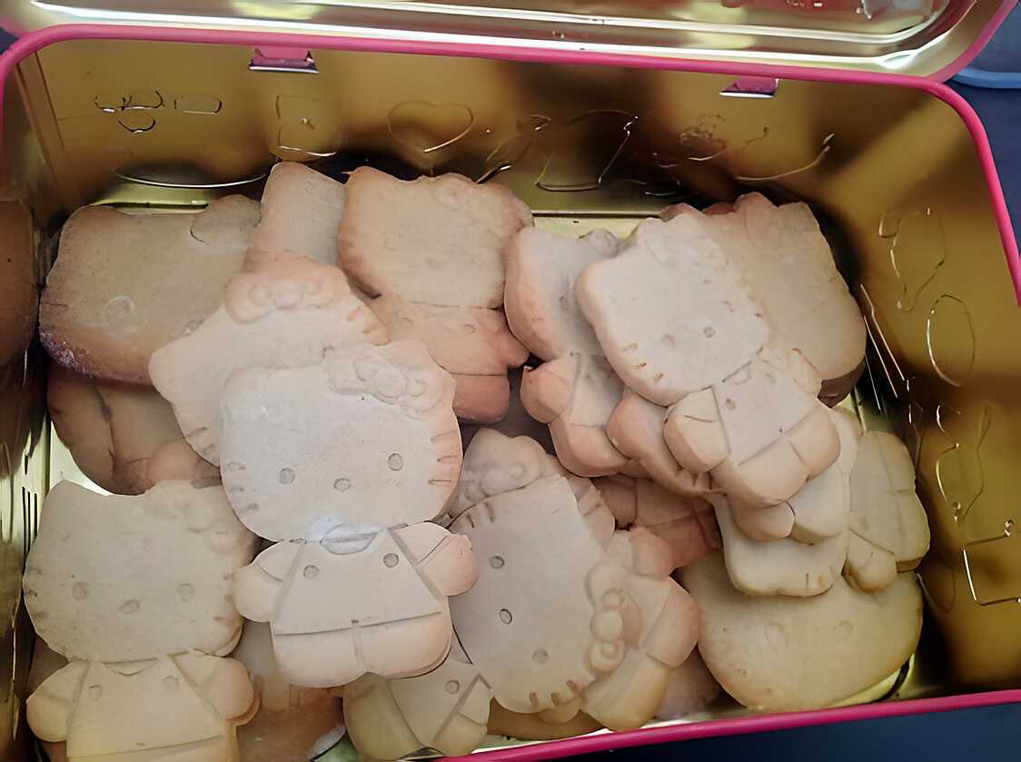 Recette de Biscuits à la vanille, fleur d'oranger et amandes