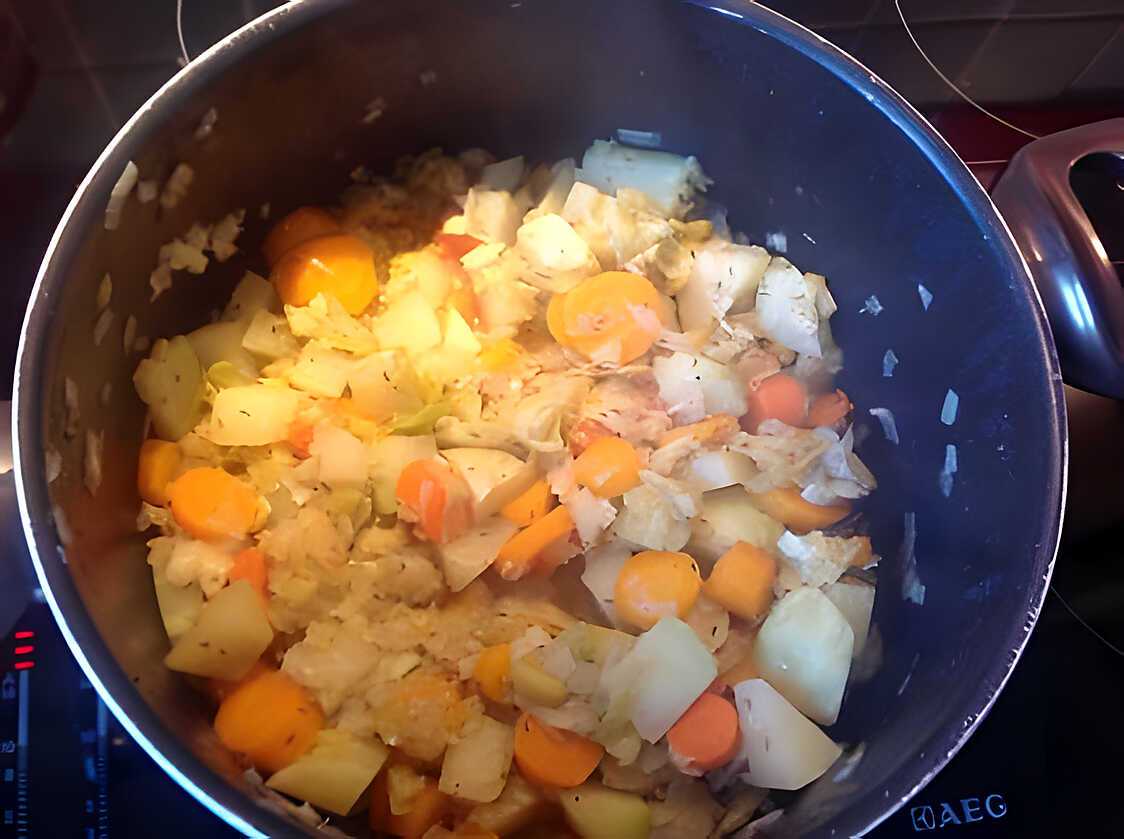 Recette de Poêlée de chou-rave, carottes et poireaux