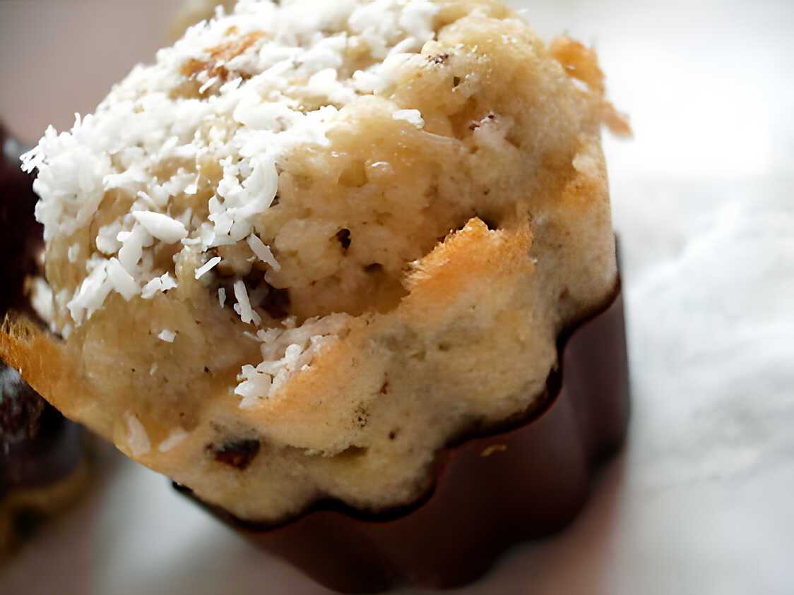 Recette de Petit fondant à la noix de coco en coque de chocolat