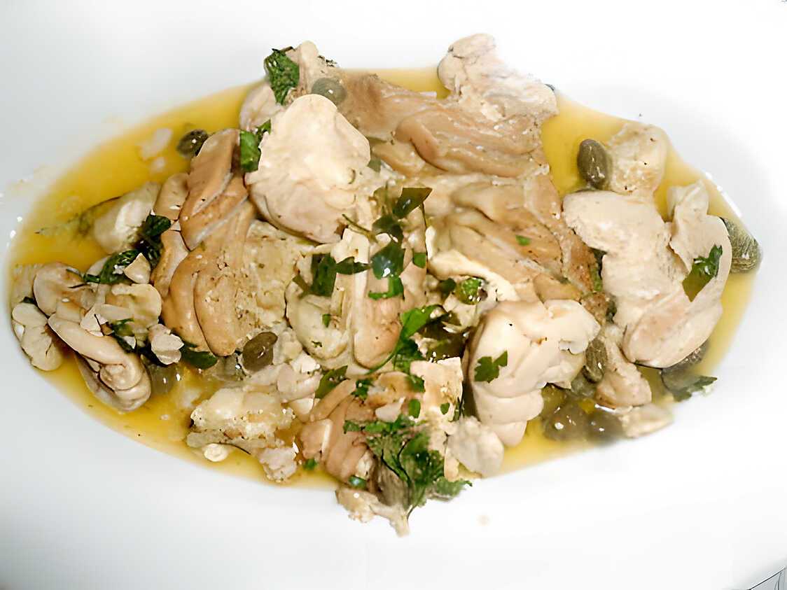 Recette de CERVELLE DE PORC AU BEURRE ET CAPRES