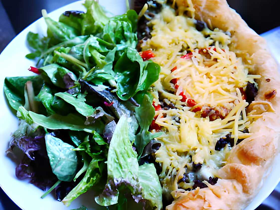 Recette de Tarte salée fourée à la vache qui rit