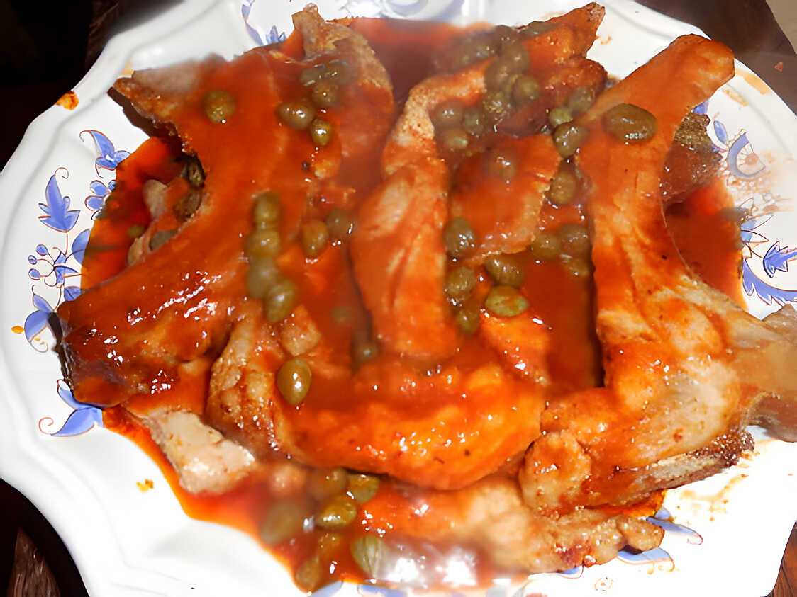 Recette d'Emincé de porc sauce tomate aux capres