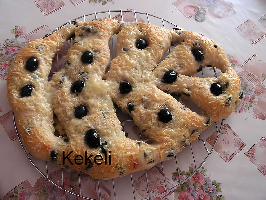 Recette de Fougasse aux olives noires