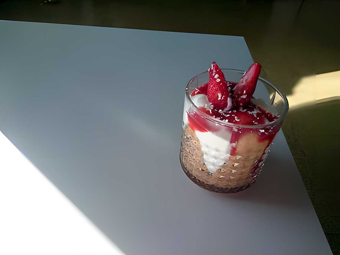 Recette de Mini charlotte légère aux fraises