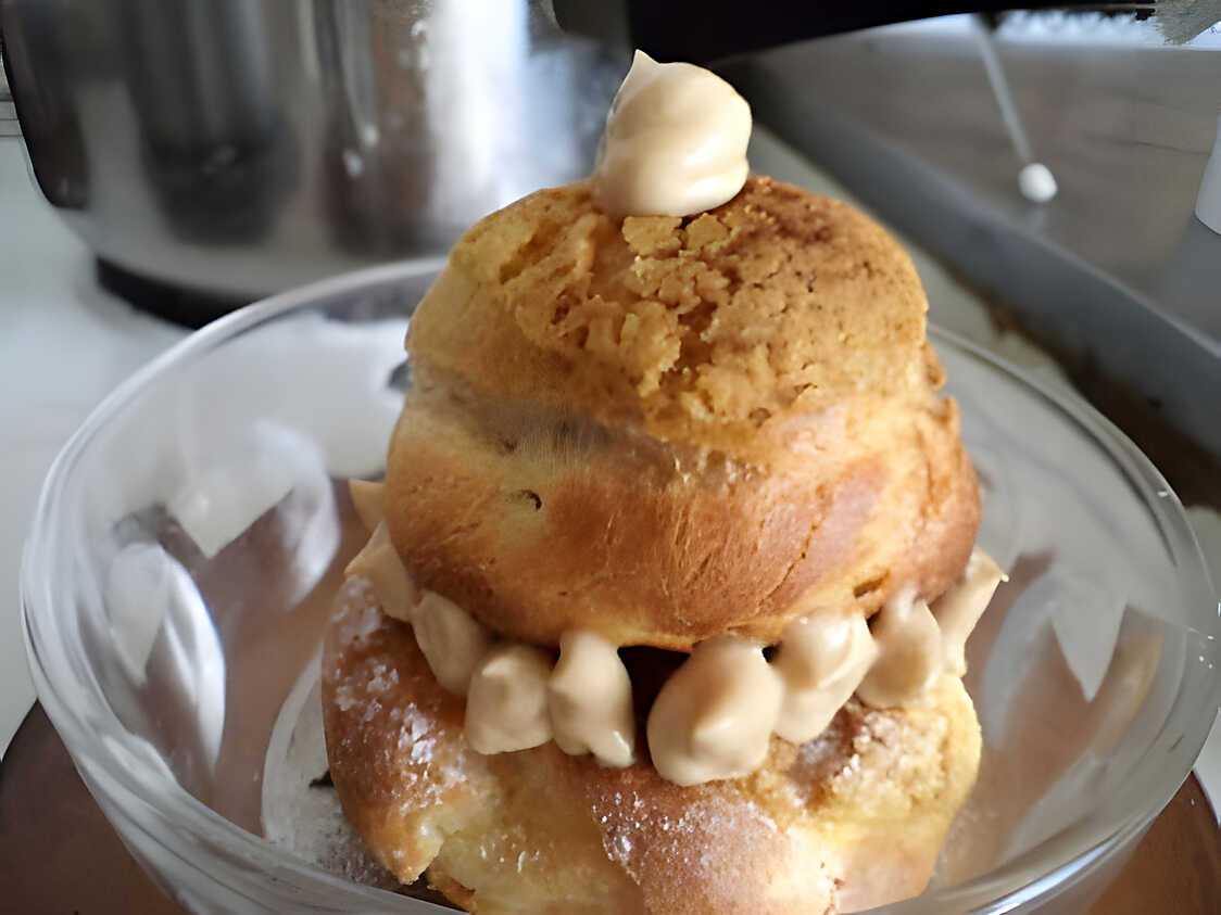 Recette de Religieuse vanille/café et son craquelin au curcuma