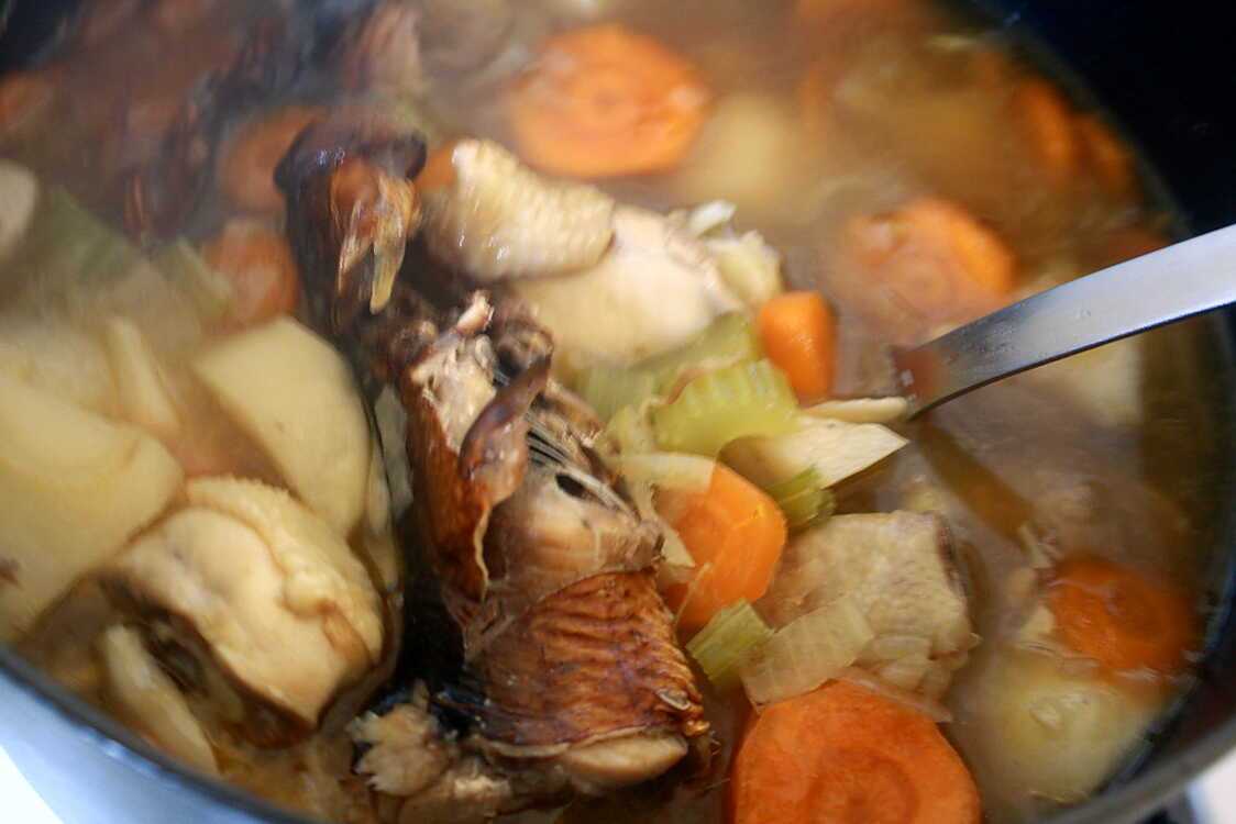 Recette de SOUPE : BOUFI, POULET, LÉGUMES