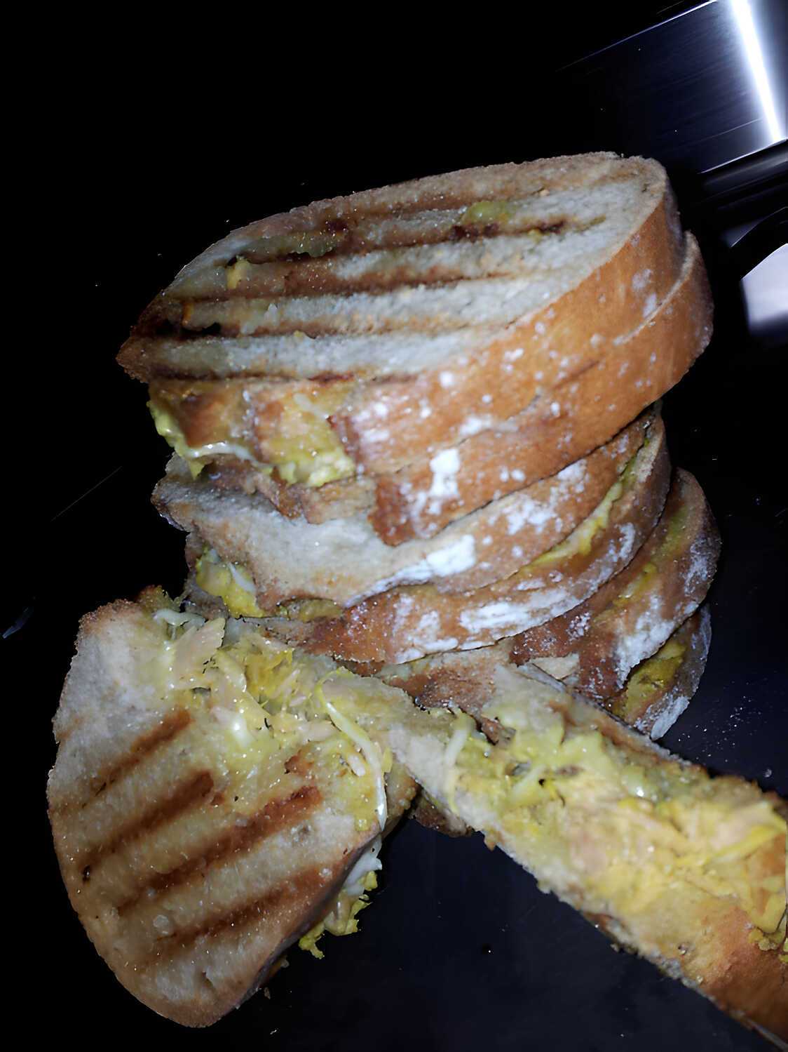 Recette de Les croques Papa au thon et curry