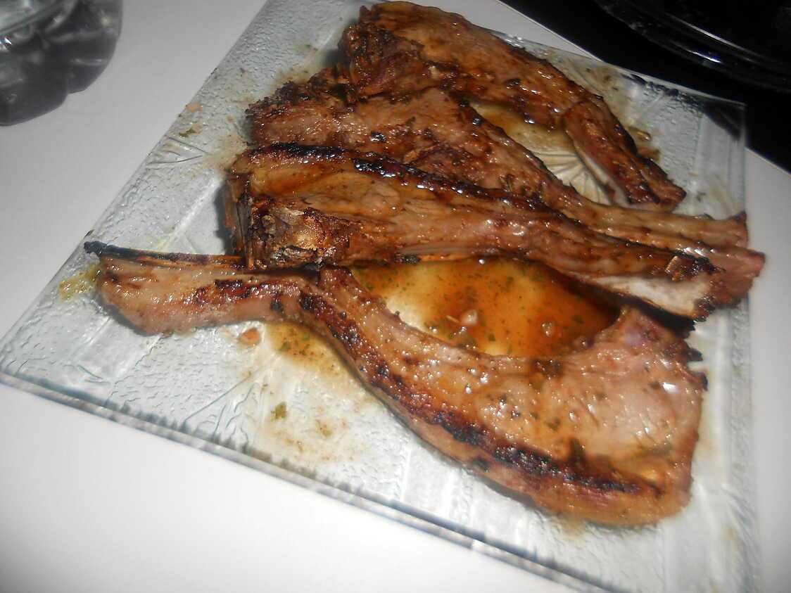 Recette de Cotelettes d'agneau marinées aux 4 épices
