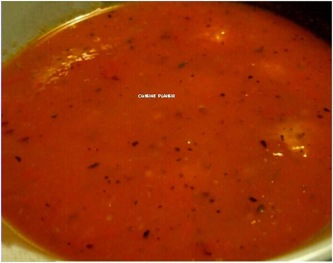 Recette de Soupe aux tomates par Cuisineplaisir