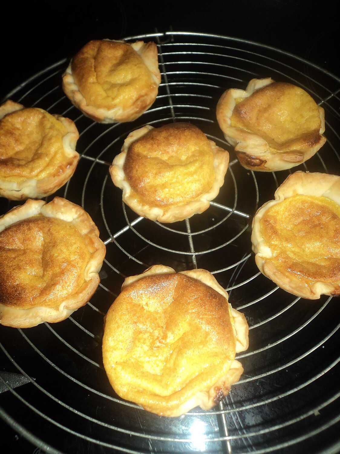 Recette de Pasteis de nata '' petit flan portugais '' par Aurmelie