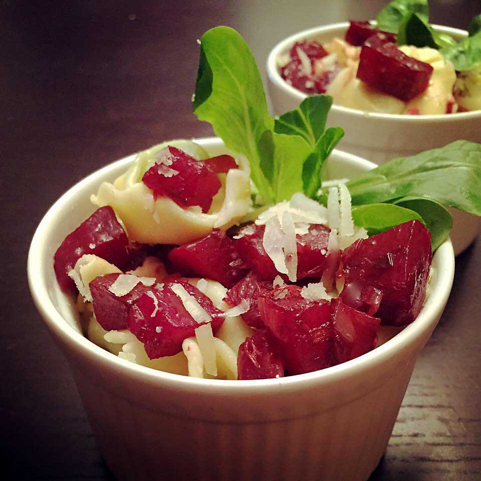 Recette de SALADE CHAUDE RAVIOLIS BETTERAVE