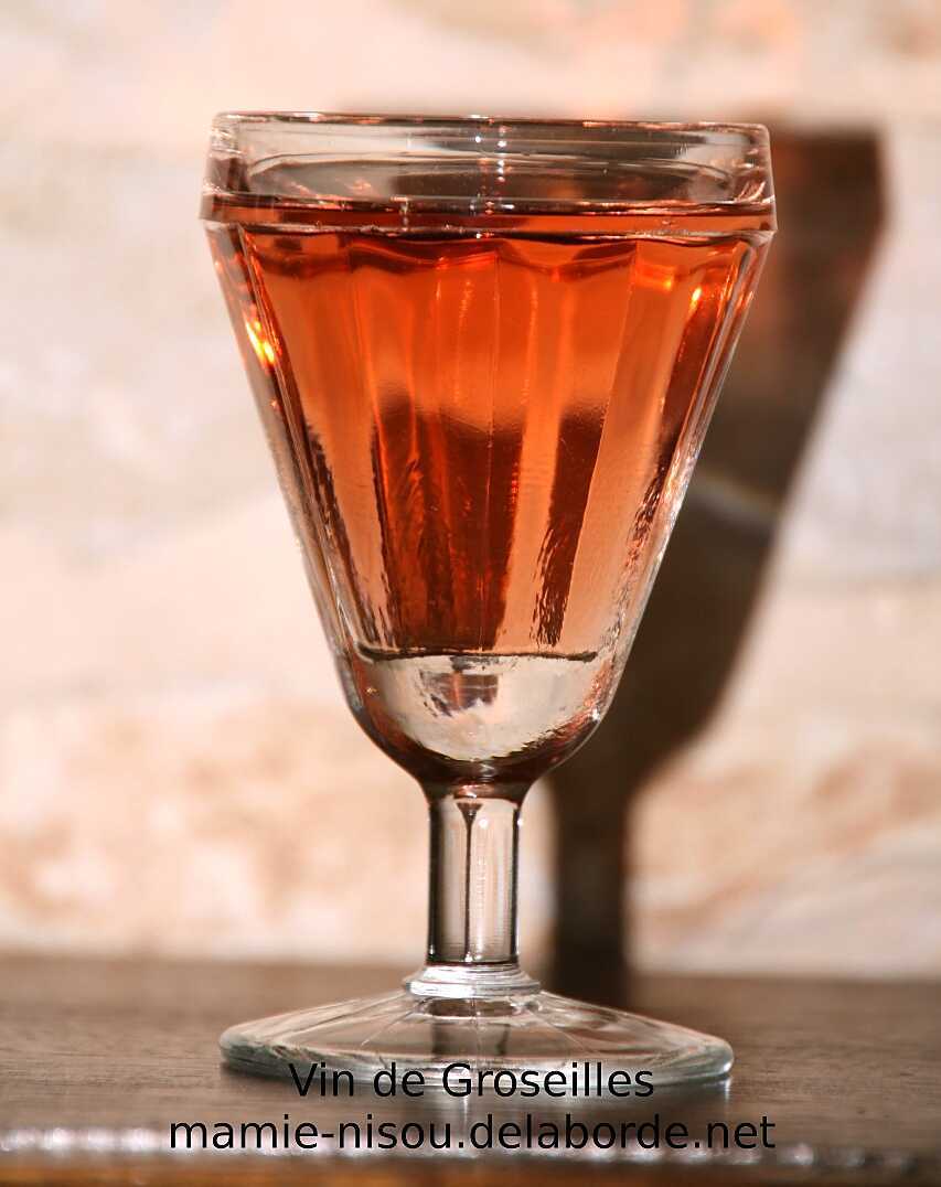 Recette de Vin de Groseilles (apéritif)