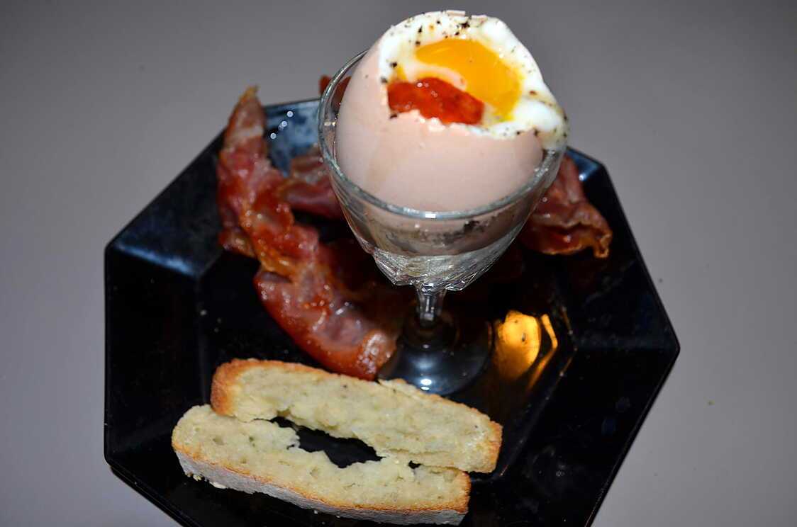 Recette de TOUT SIMPLEMENT UN OEUF COQUE