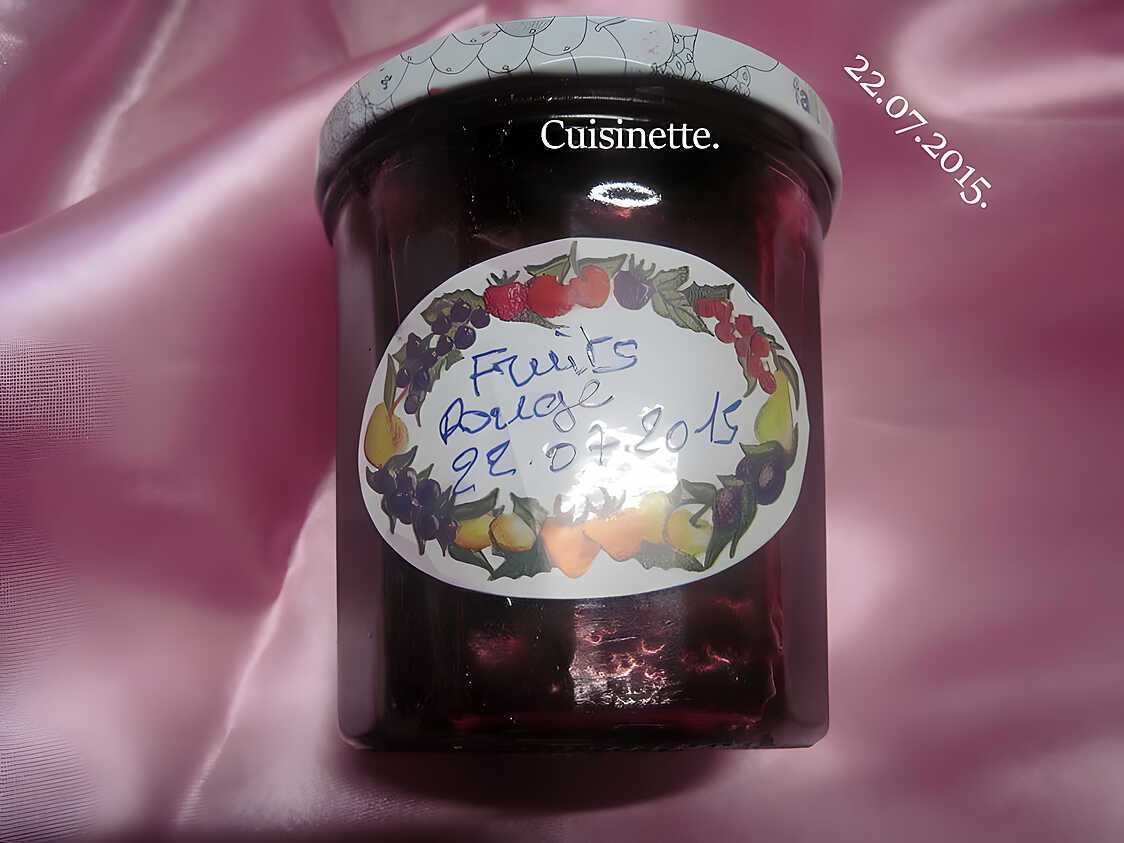 Recette de Confiture de fruits rouges et vanillé.