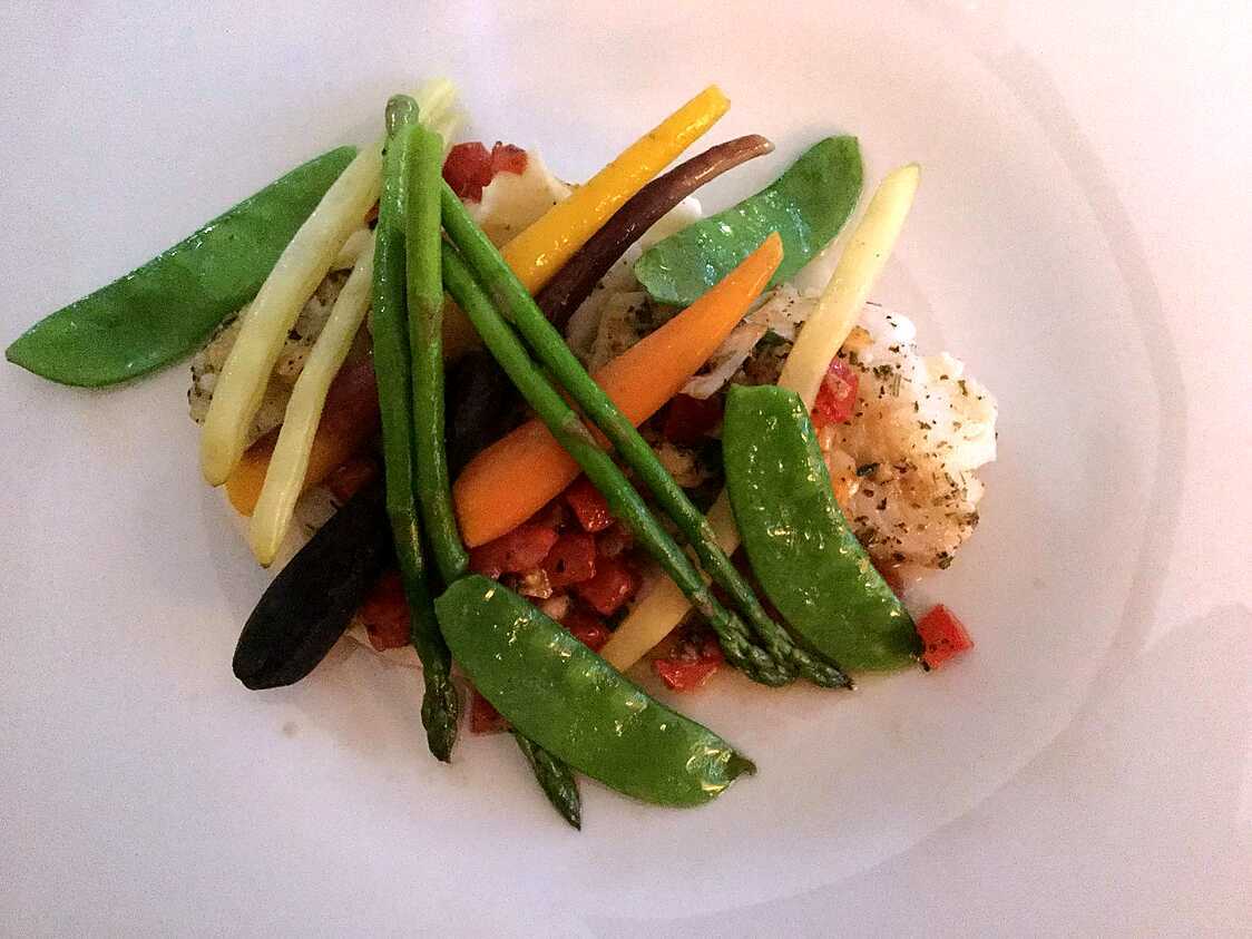 Recette de Morue fraiche aux tomates et herbes de Provence sur purée de ...