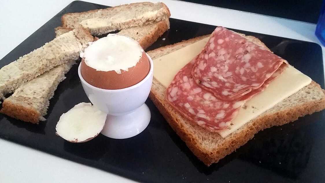 Recette d'Oeuf a la coque et mouillettes de Papa