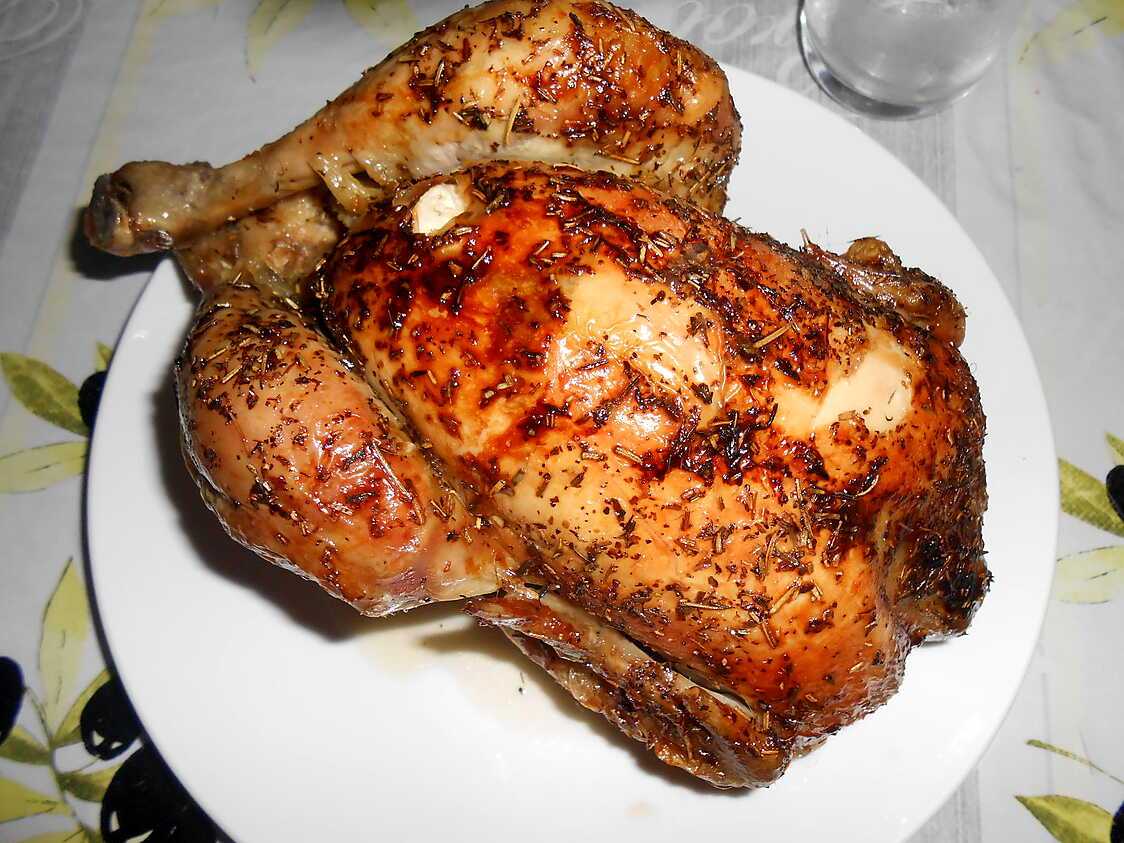 Recette de POULET ROTI AUX HERBES ET PUREE A L'OIGNON FRAIS