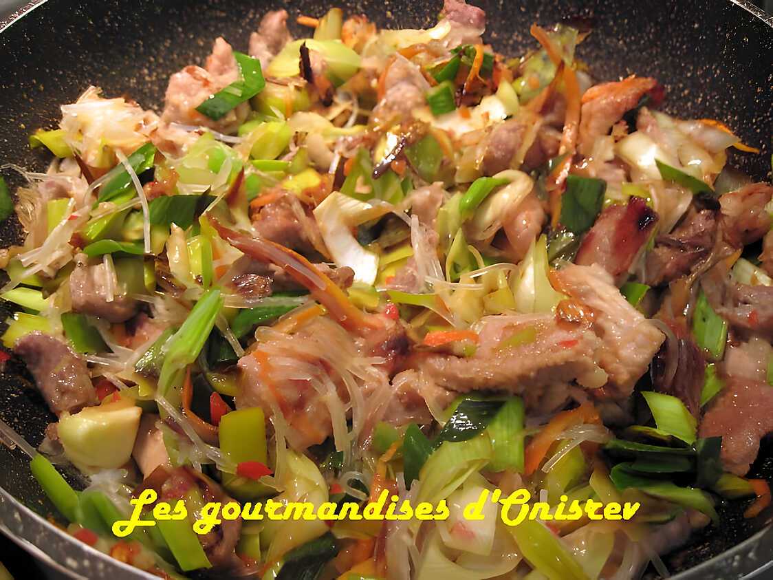 Recette de Wok de porc et de poireau à l’asiatique