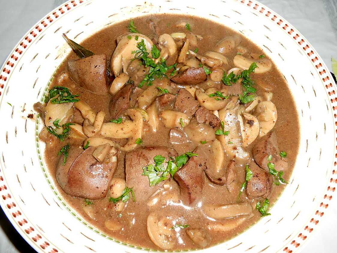 Recette de ROGNONS DE PORC SAUCE MADERE par italmo