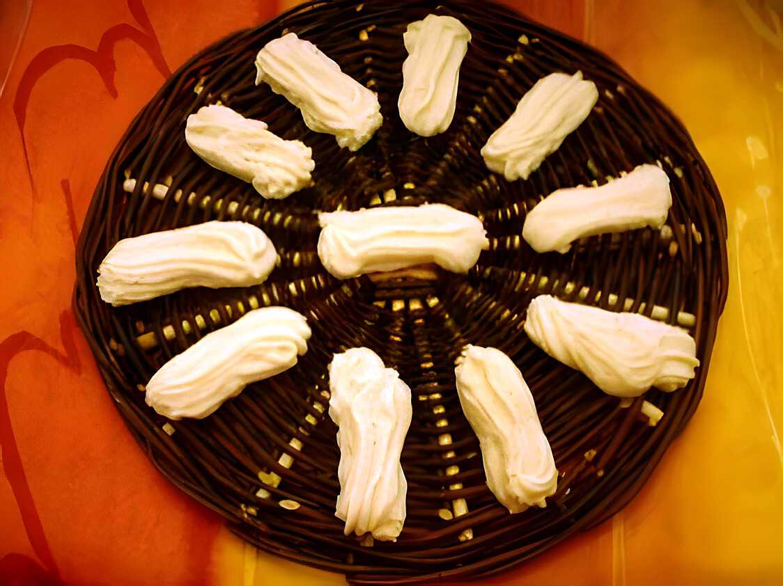 Recette de BATONNETS AUX AMANDES