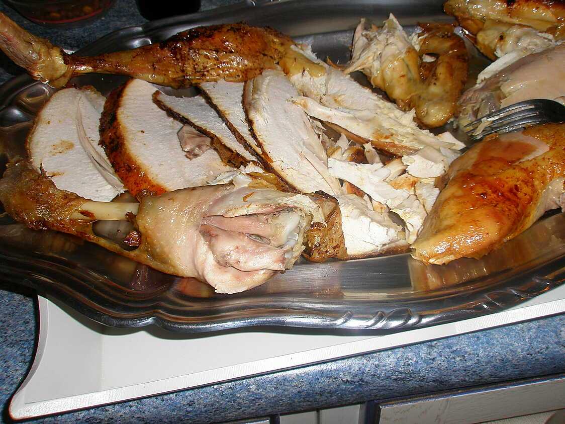 Recette de Chapon rôti aux fruits secs et agrumes