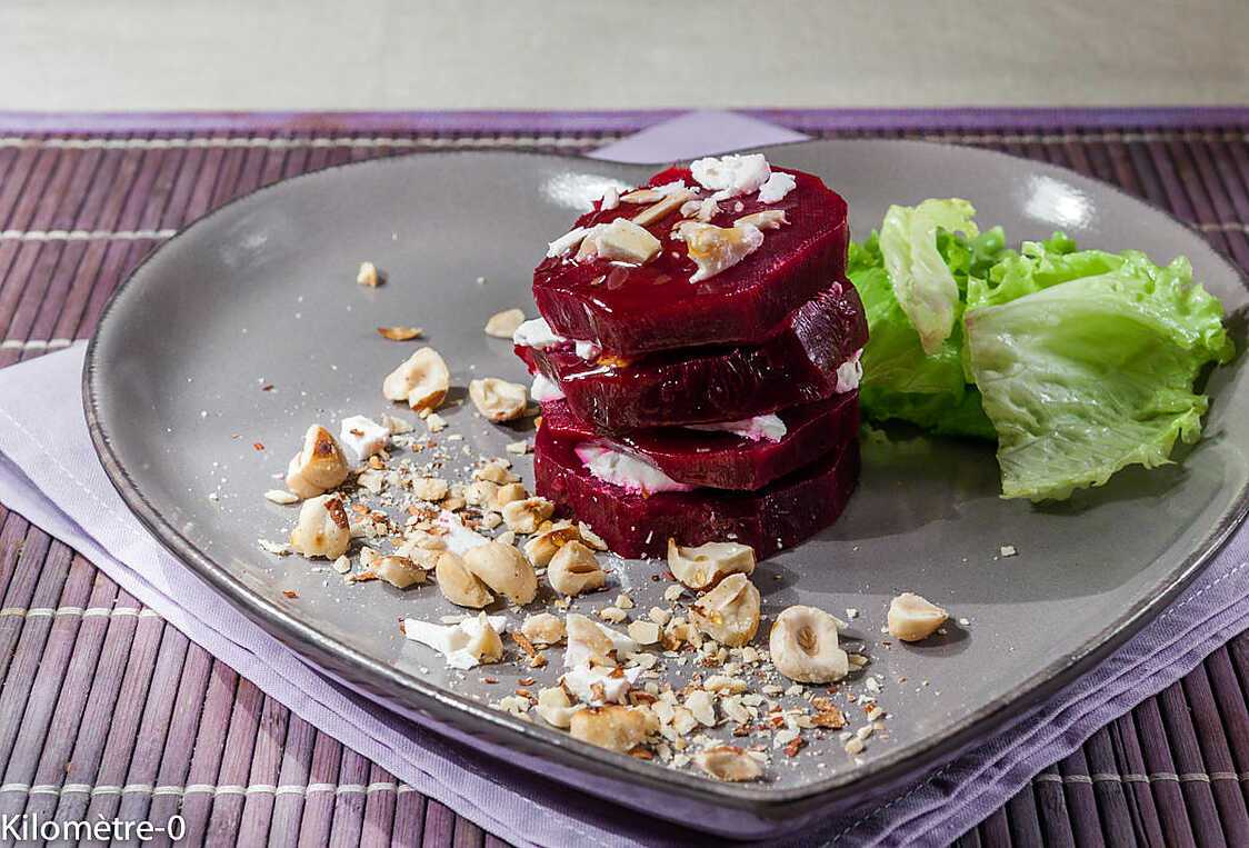 Recette de Millefeuille de betteraves aux noisettes et fromage frais