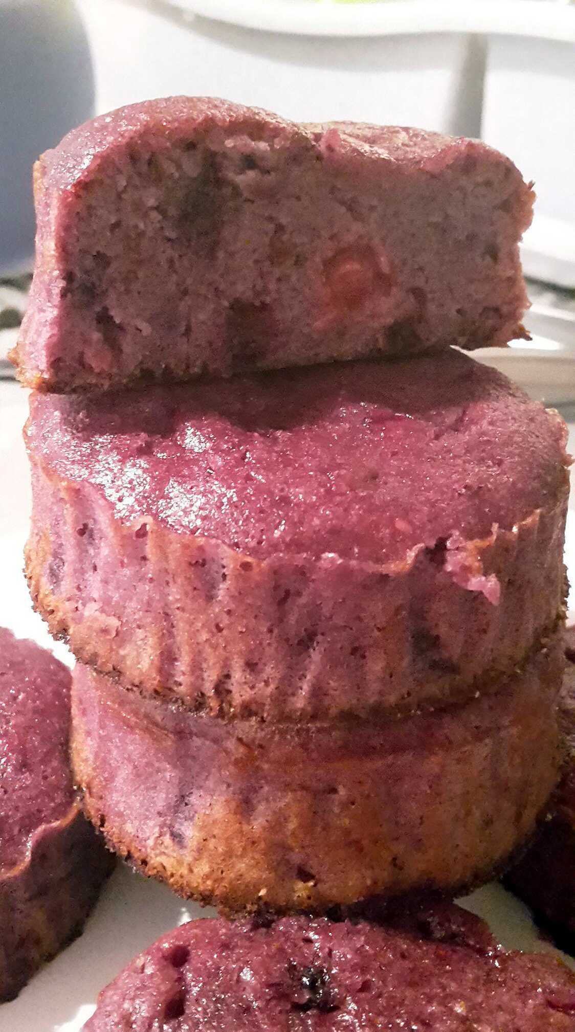 Recette de Moelleux aux fruits rouges de Chloum gourmand