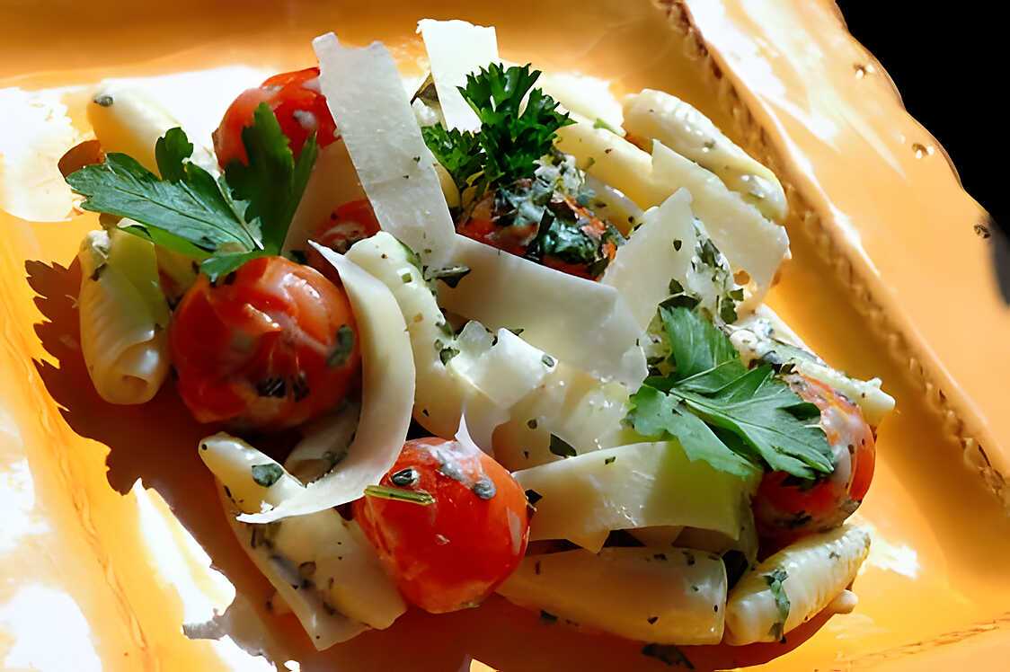 Recette de Pâtes coquillage aux tomates cerises