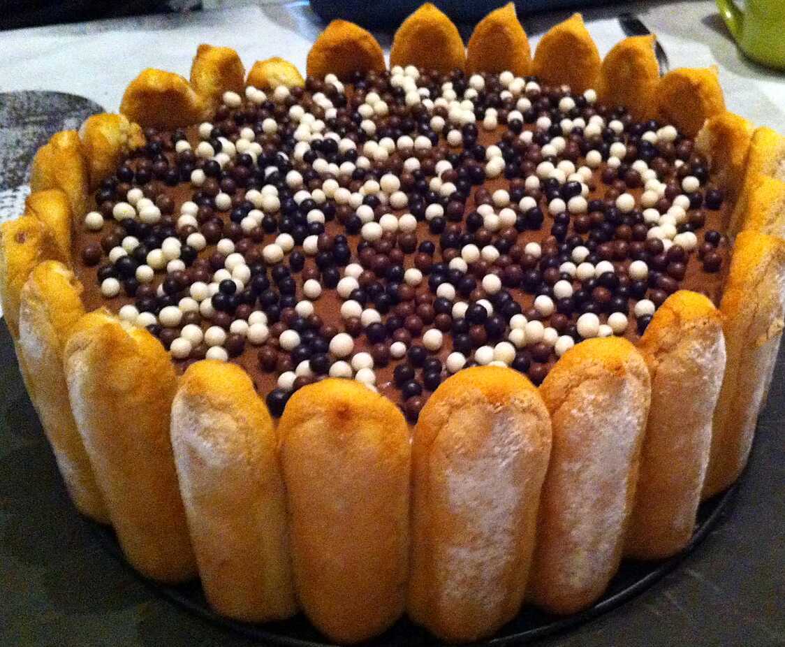 Recette de Charlotte chocolat et noix de coco