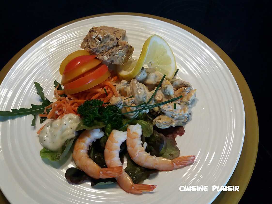 Recette d'Assiette froide avec des restes de moules et scampi cuits