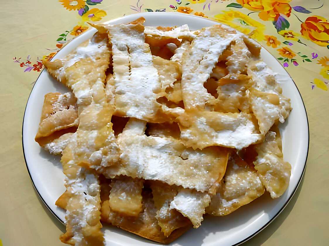 Recette de Bugnes fines de Lyon