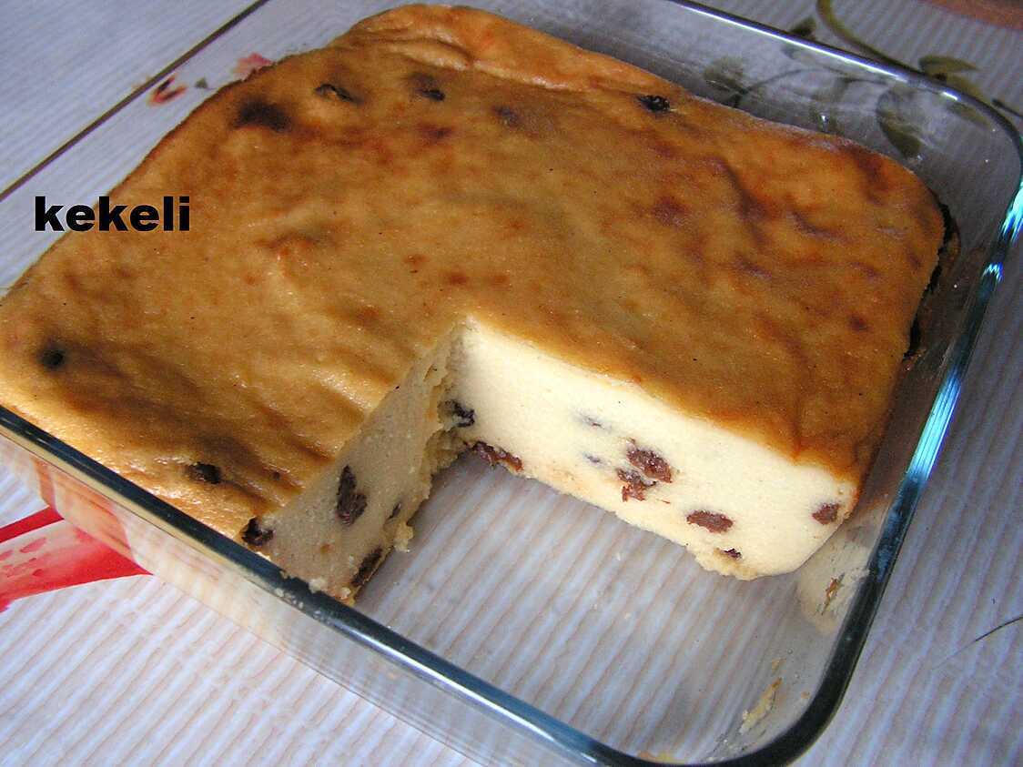 Recette de Gâteau de semoule au raisins secs