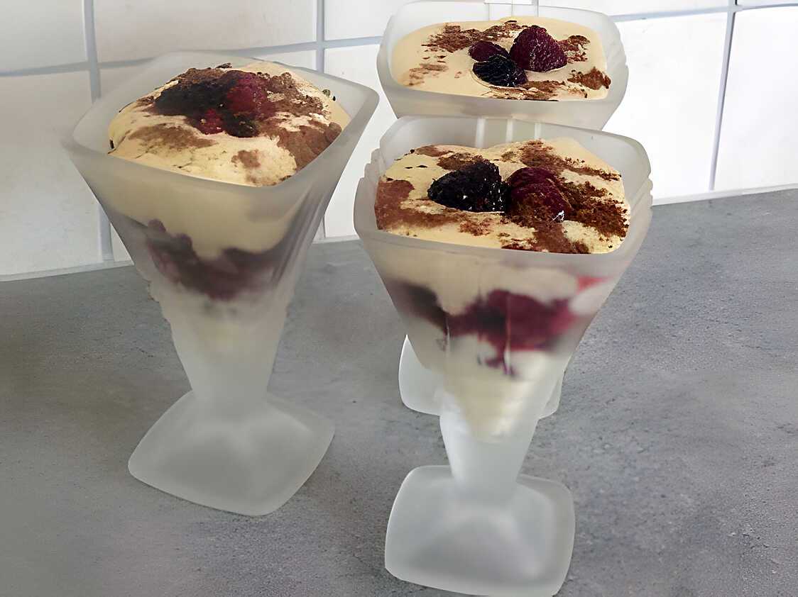 Recette de Coupe de mascarpone aux fruits rouges