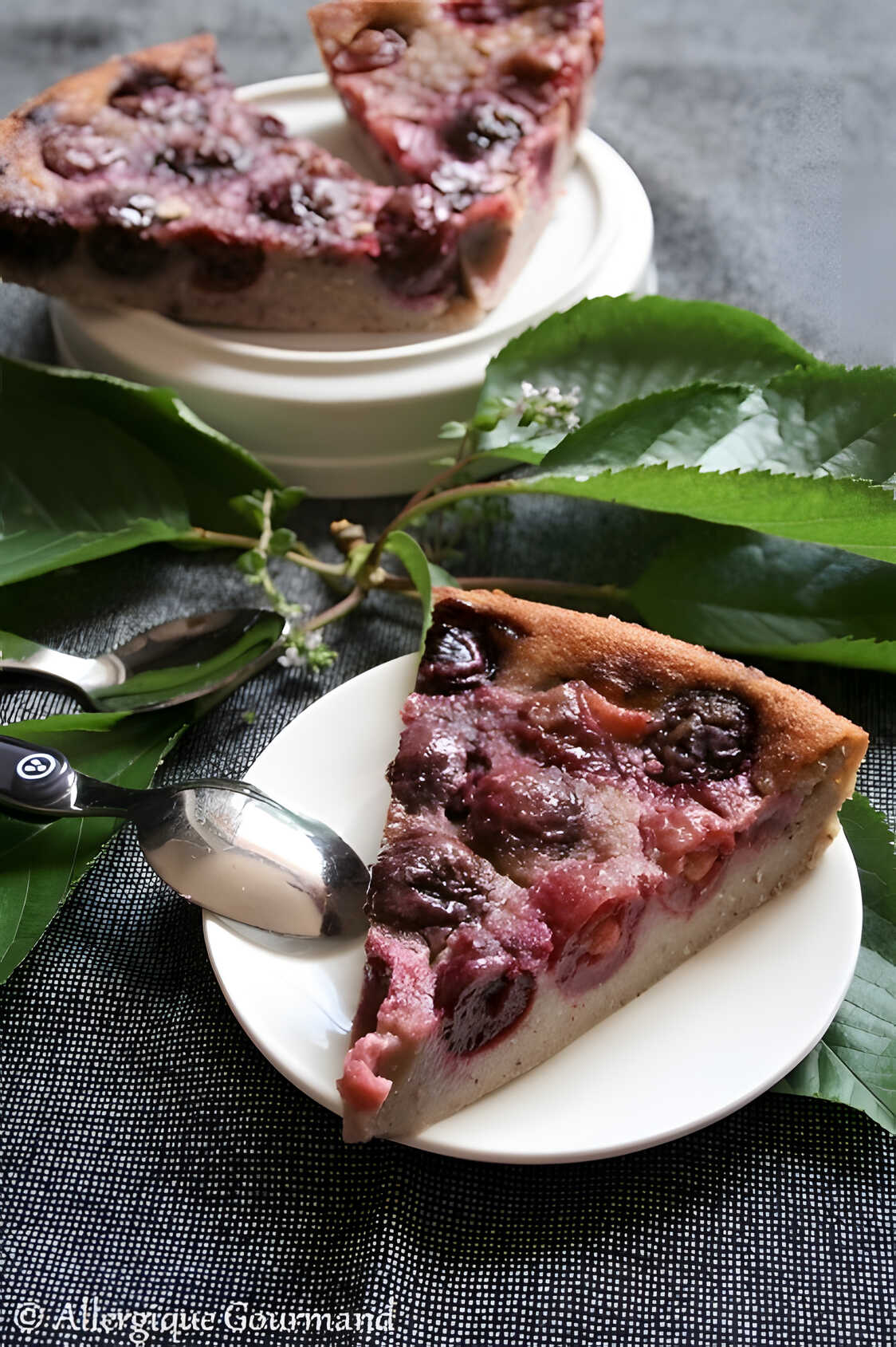 Recette de Clafoutis aux cerises { sans gluten, sans lait, sans oeufs }