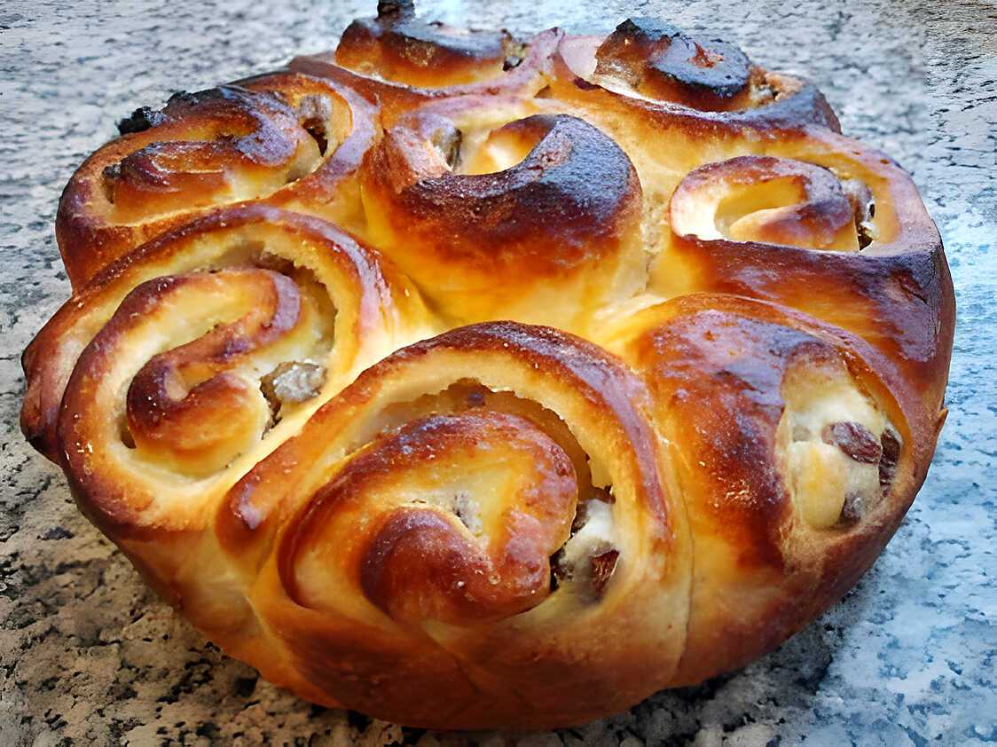 Recette de Chinois (bioche roulée à la crème pâtissière)