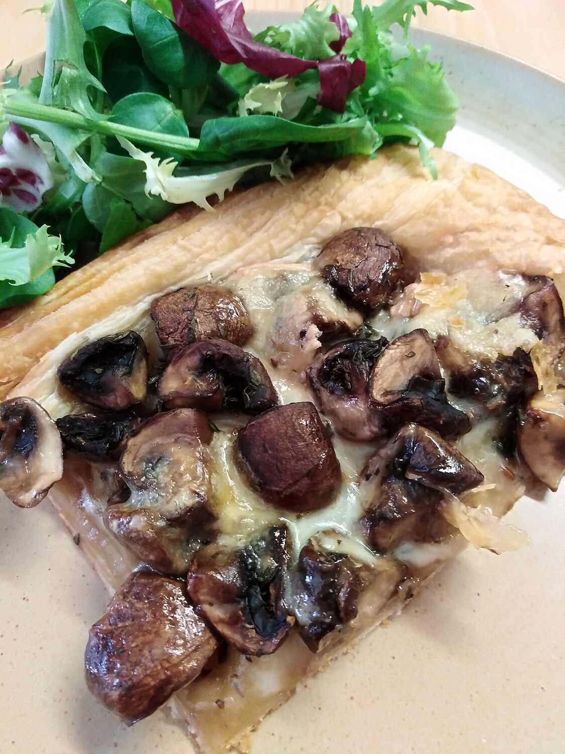 Recette de Tarte fine champignons munster au cumin