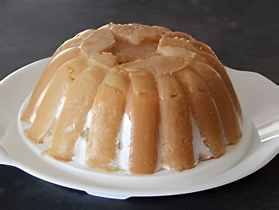 Recette de Charlotte aux poires et chocolat pralinoise