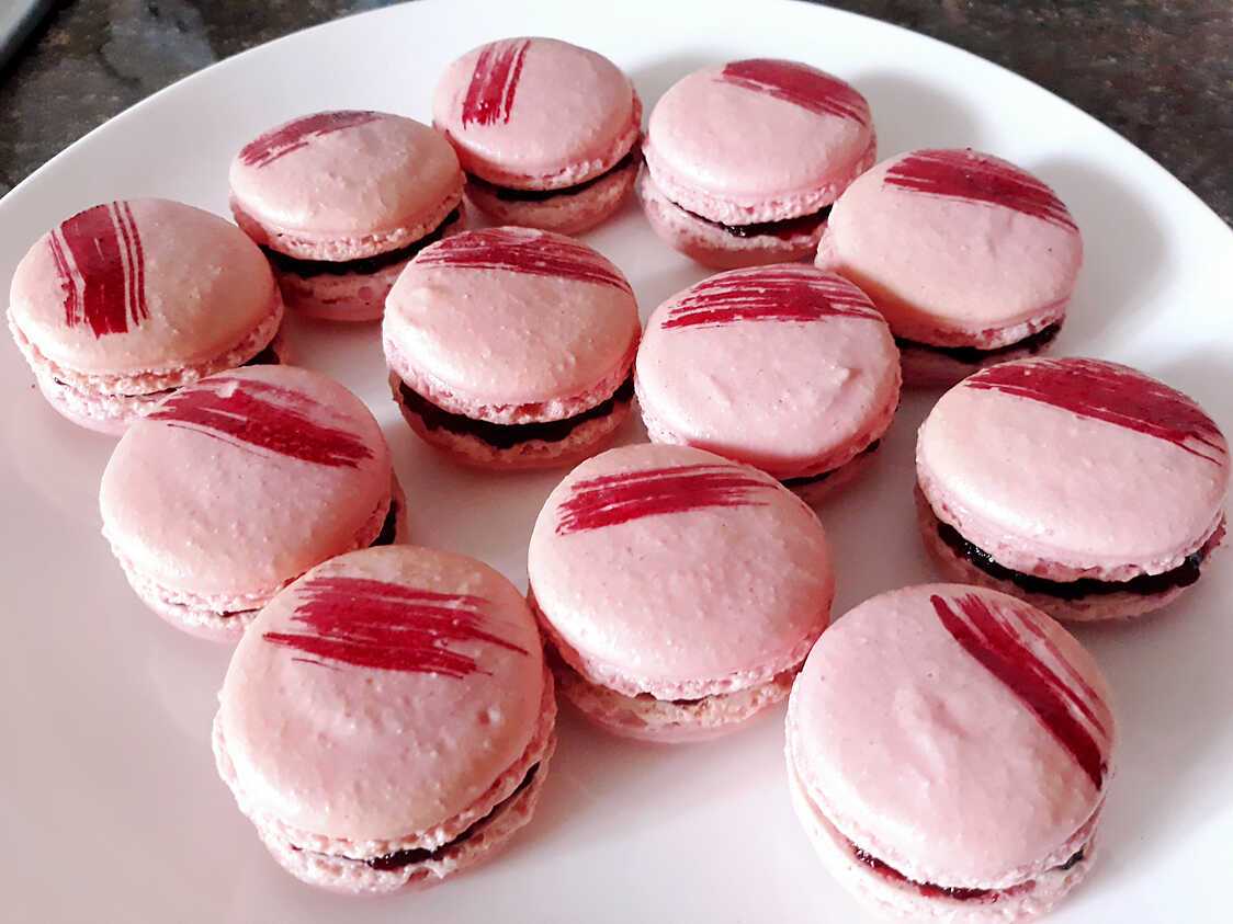 Recette de Macarons aux fruits rouges