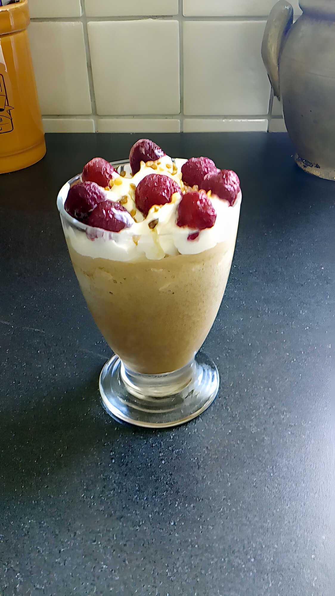 Recette de Mousse praliné chantilly framboises