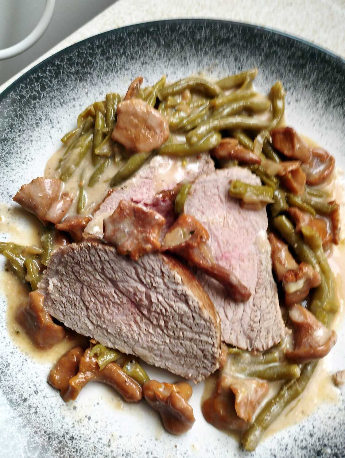 Recette de Roti de veau au girolle au cookéo