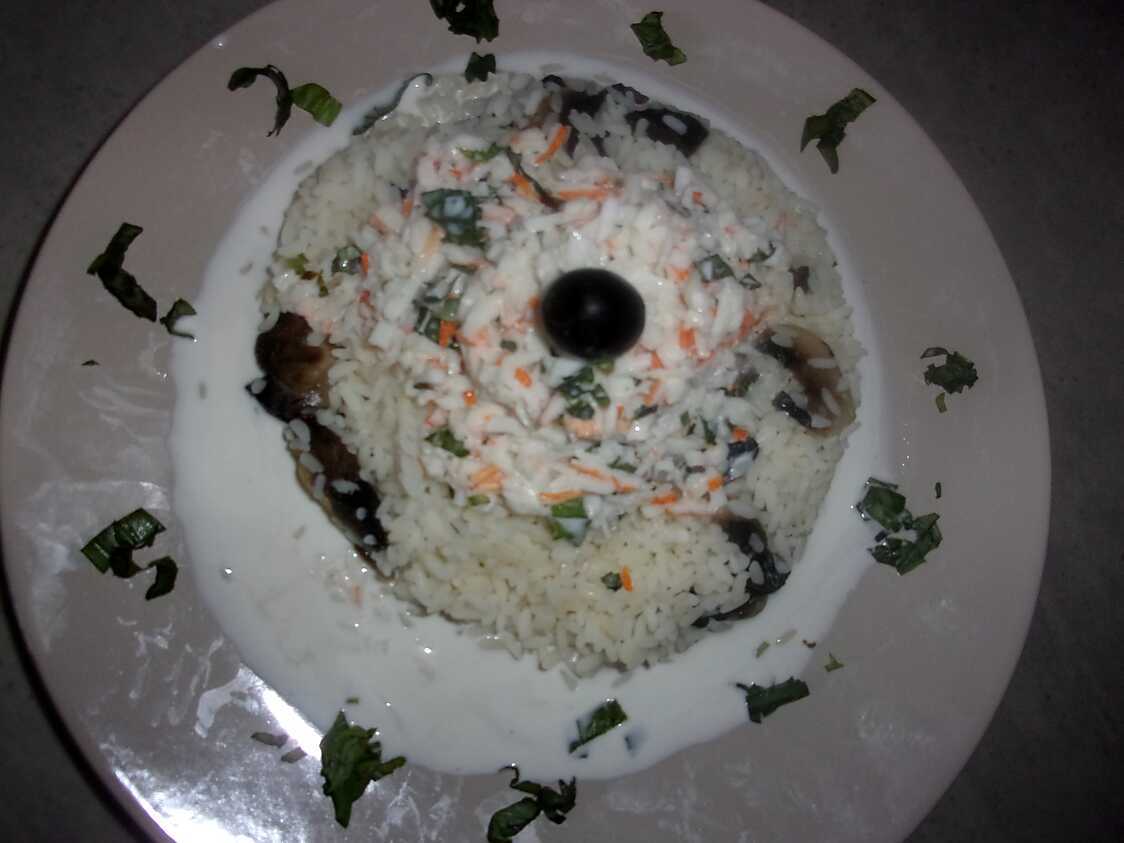 Recette de Riz,champignons,surimi,sauce basilic.