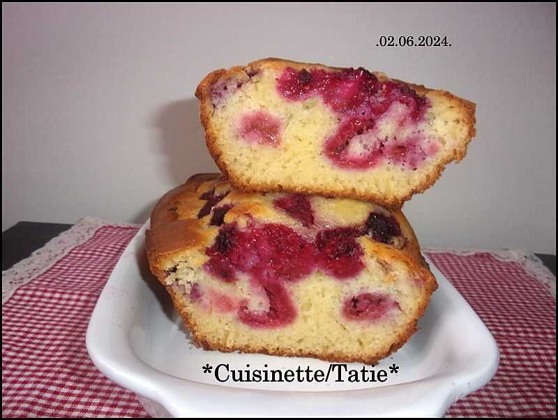 Recette de Cake aux framboises surgelées.