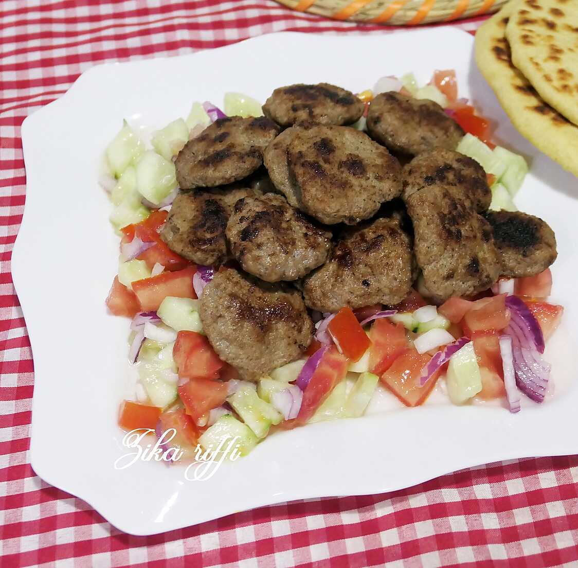 Recette de KEFTA GRILLEE- VIANDE D'AGNEAU ET VEAU CHACHEE