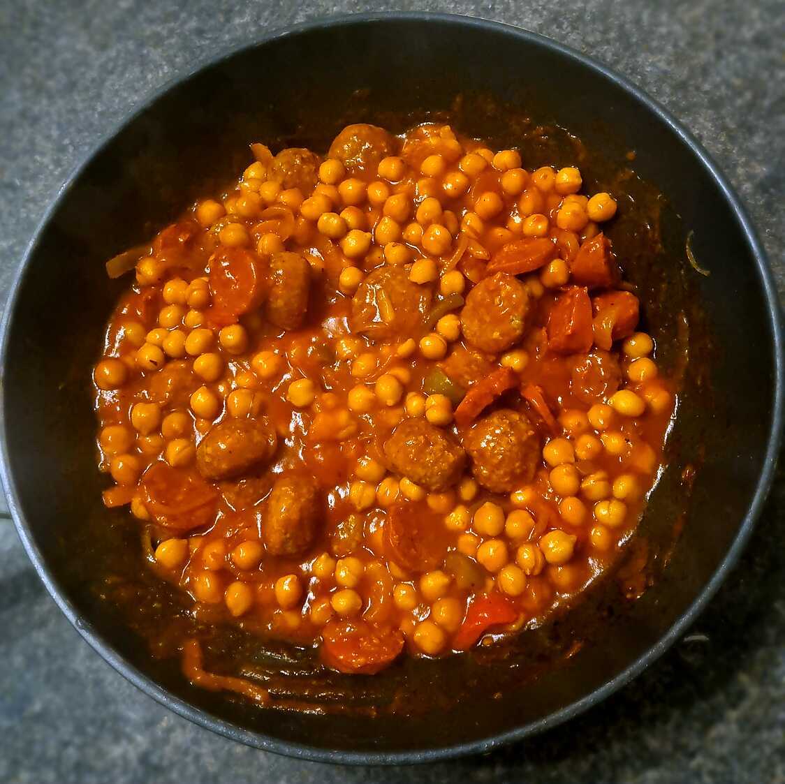 Recette de Pois chiches aux boulettes sauce heinz