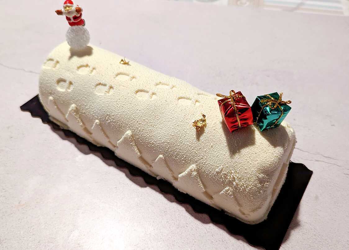 Recette de Bûche de Noël Fruits Rouges Vanille